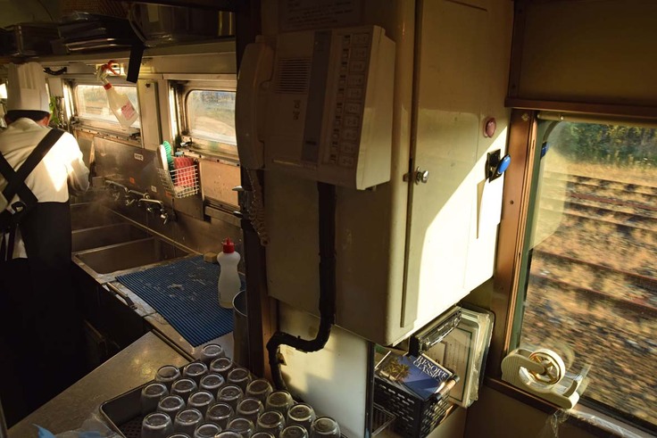 サシ481-48の復元見本は…～トワイライトエクスプレスのスシ243と北海道のキシ80形～ 特急白鳥にも使われた食堂車を石川県の復興へ！サシ481に「幸あれ」（NPO法人北国(きたぐに)鉄道 ...