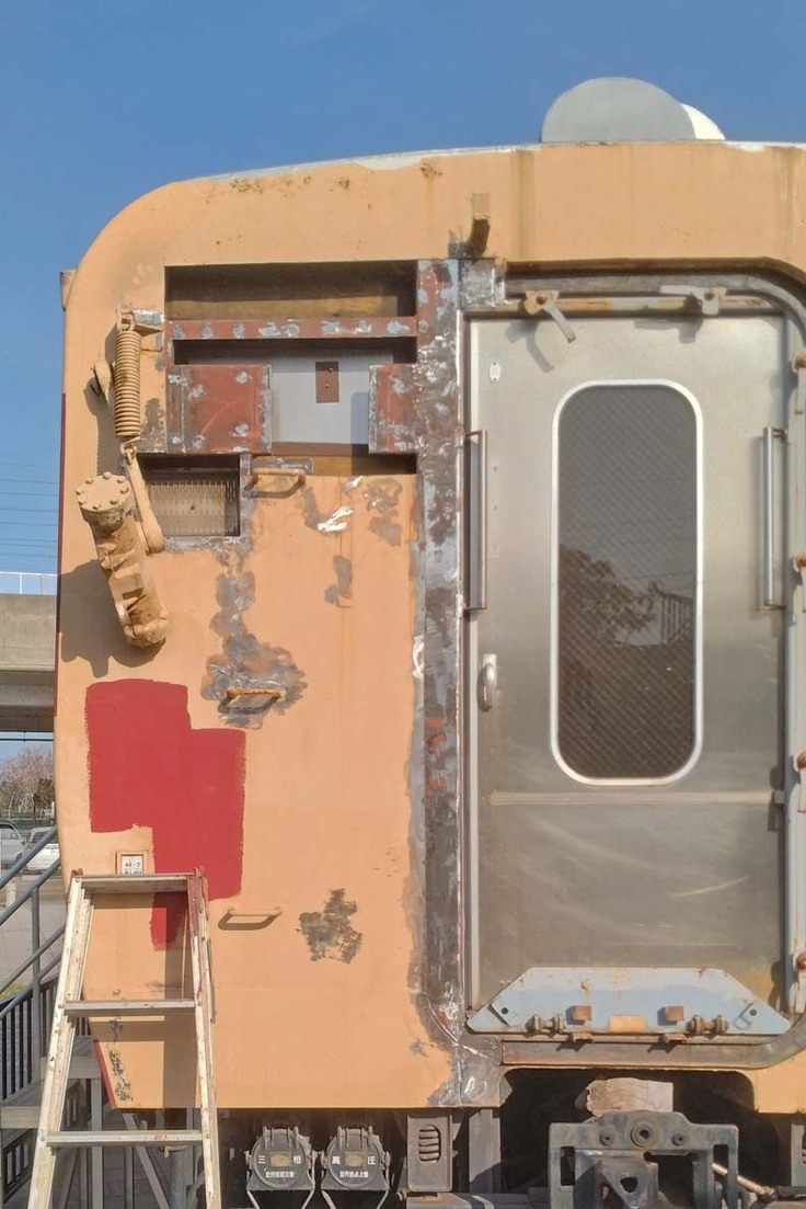 クハ489-501の妻面補修について～サシ481-48の運転室の補修に活かす取り組み～ 特急白鳥にも使われた食堂車を石川県の復興へ！サシ481に「幸あれ」（NPO法人北国(きたぐに)鉄道管理局 ...